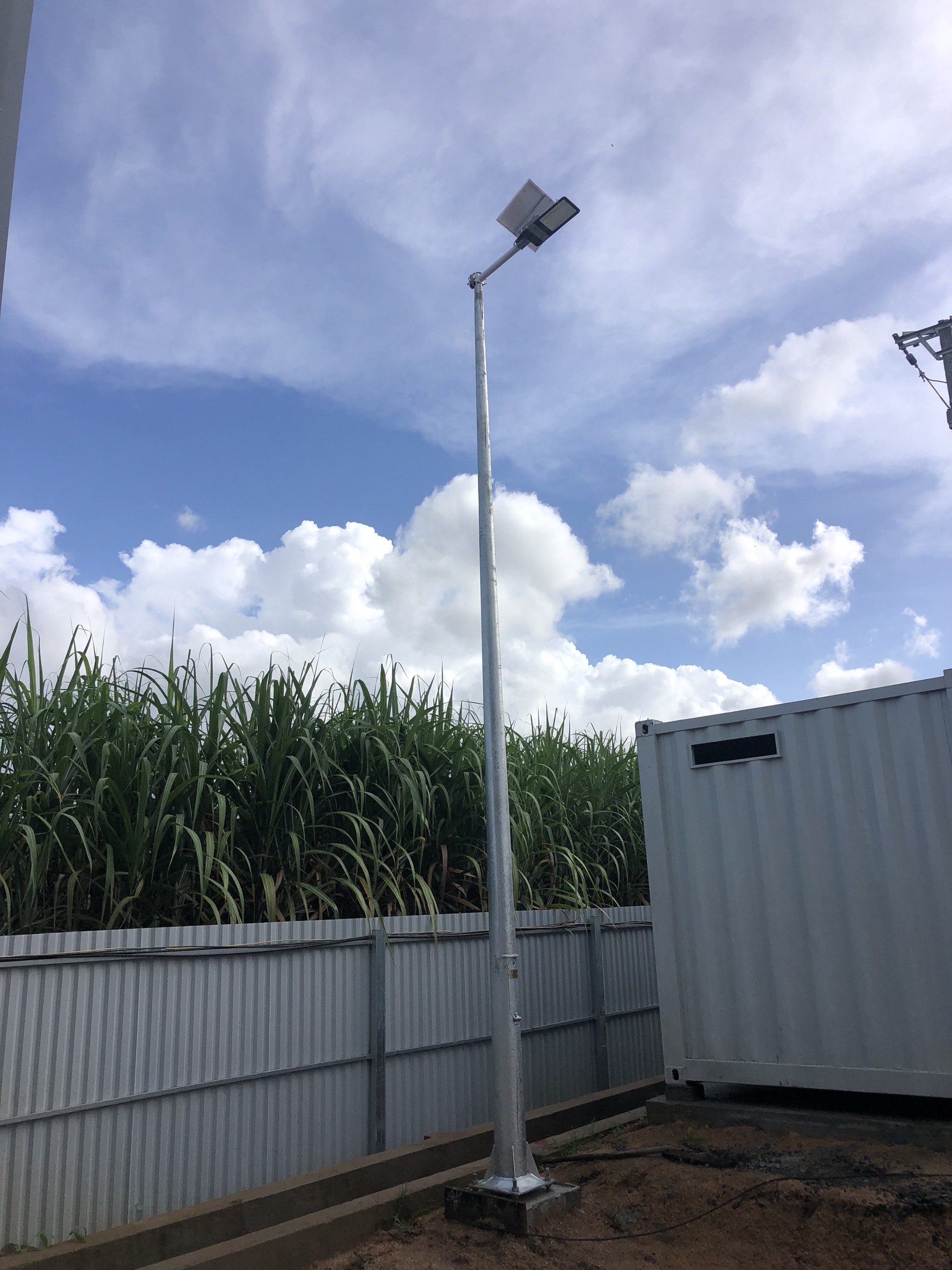 Giga Panel đã giao hàng thành công lô hàng trụ đèn chiếu sáng tại nhà ...